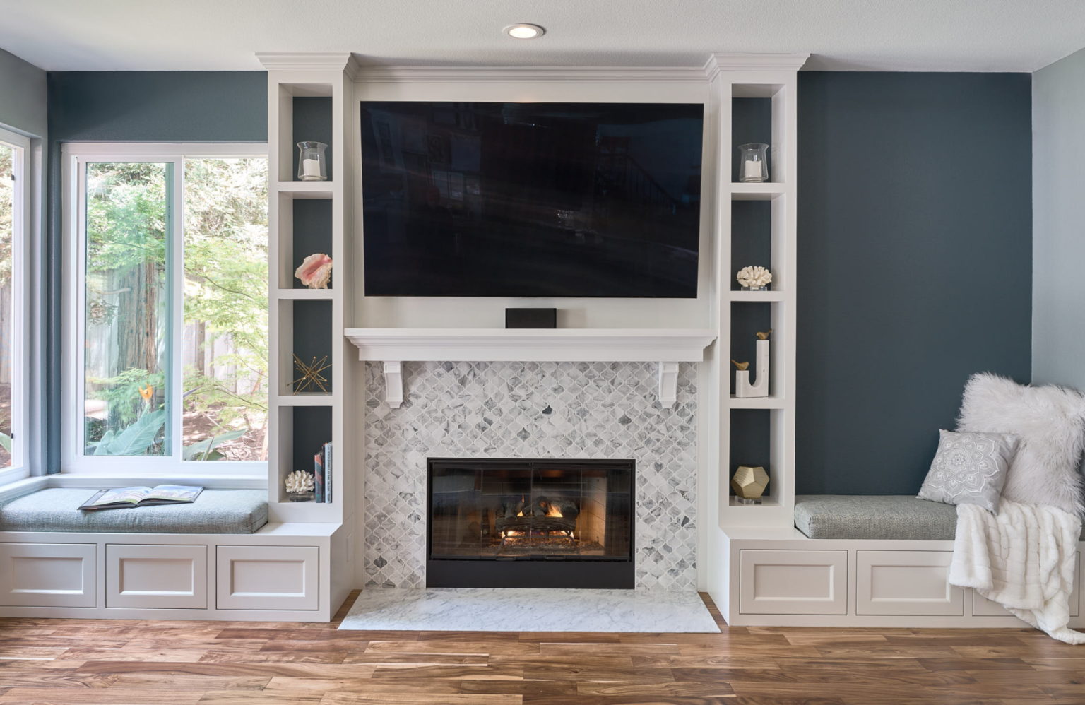 How to Style Your Bookshelves Like an Interior Designer - Raashi Design